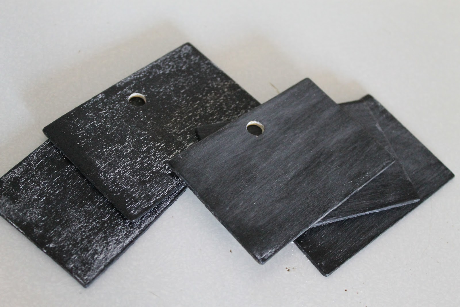 PinsterSisters: Easy Chalkboard Labels