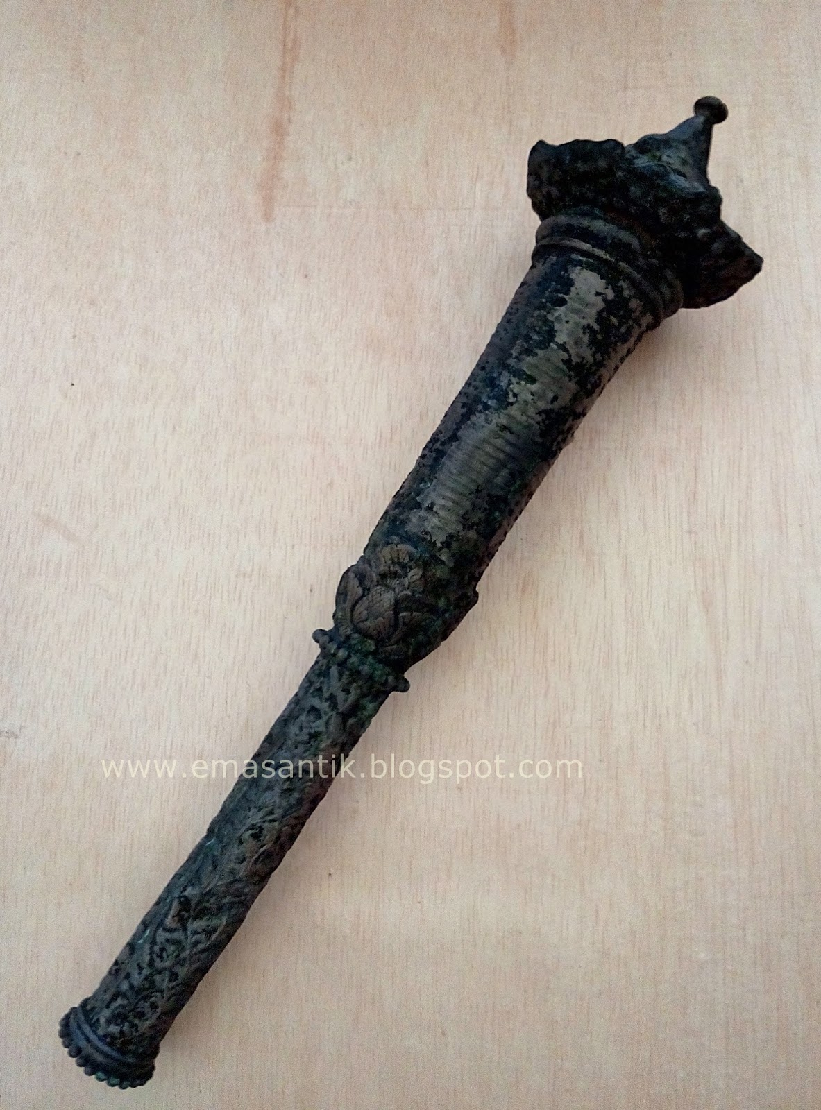 Hobby Antik: Senjata " GADA " Tua Temuan