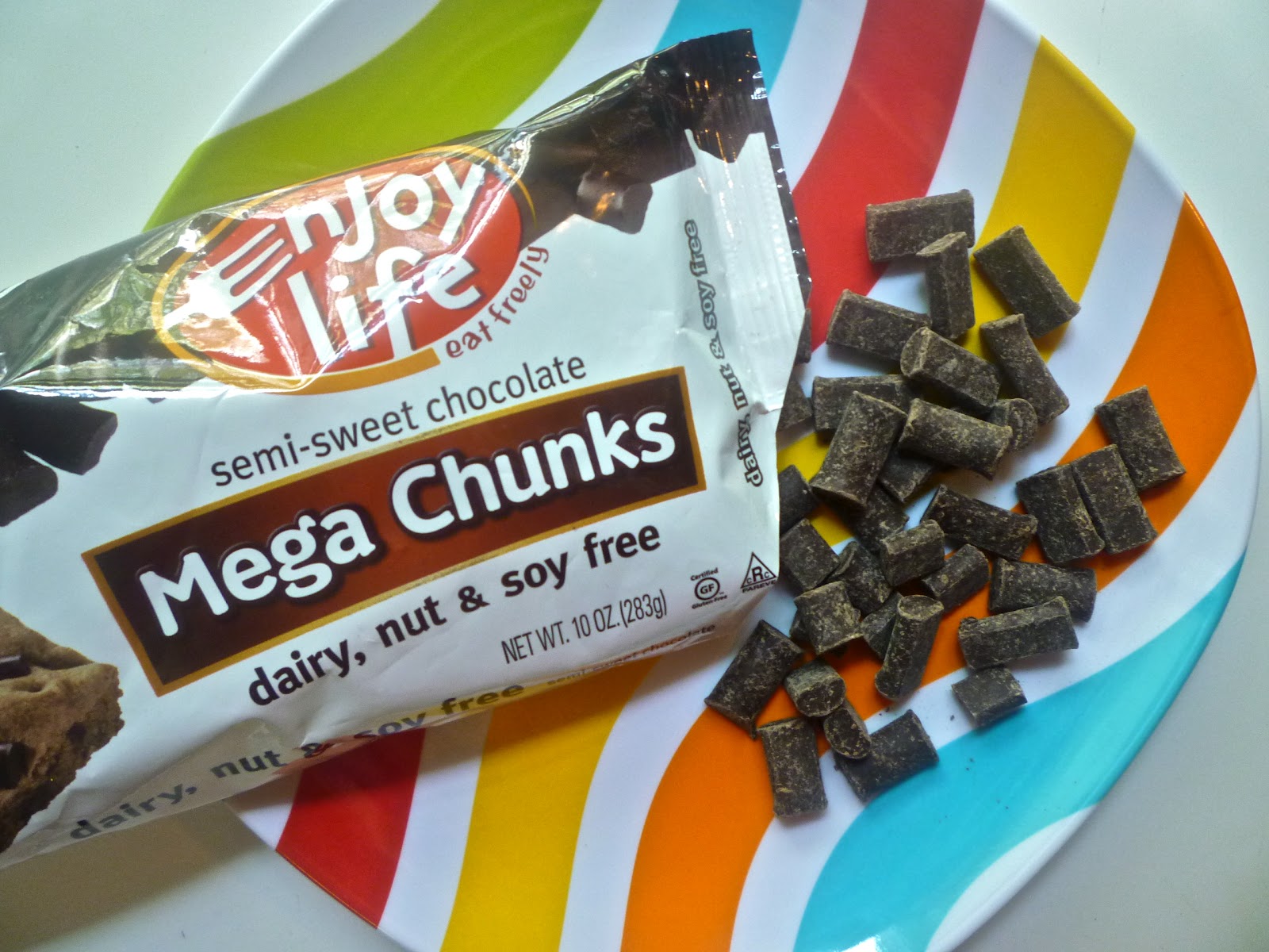 What's Baking in the Barbershop?!: Banana Chocolate Chunk Cake (And an ...