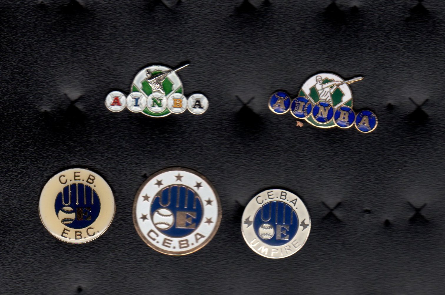 baseball pin collection display collecting : european baseball pins ...