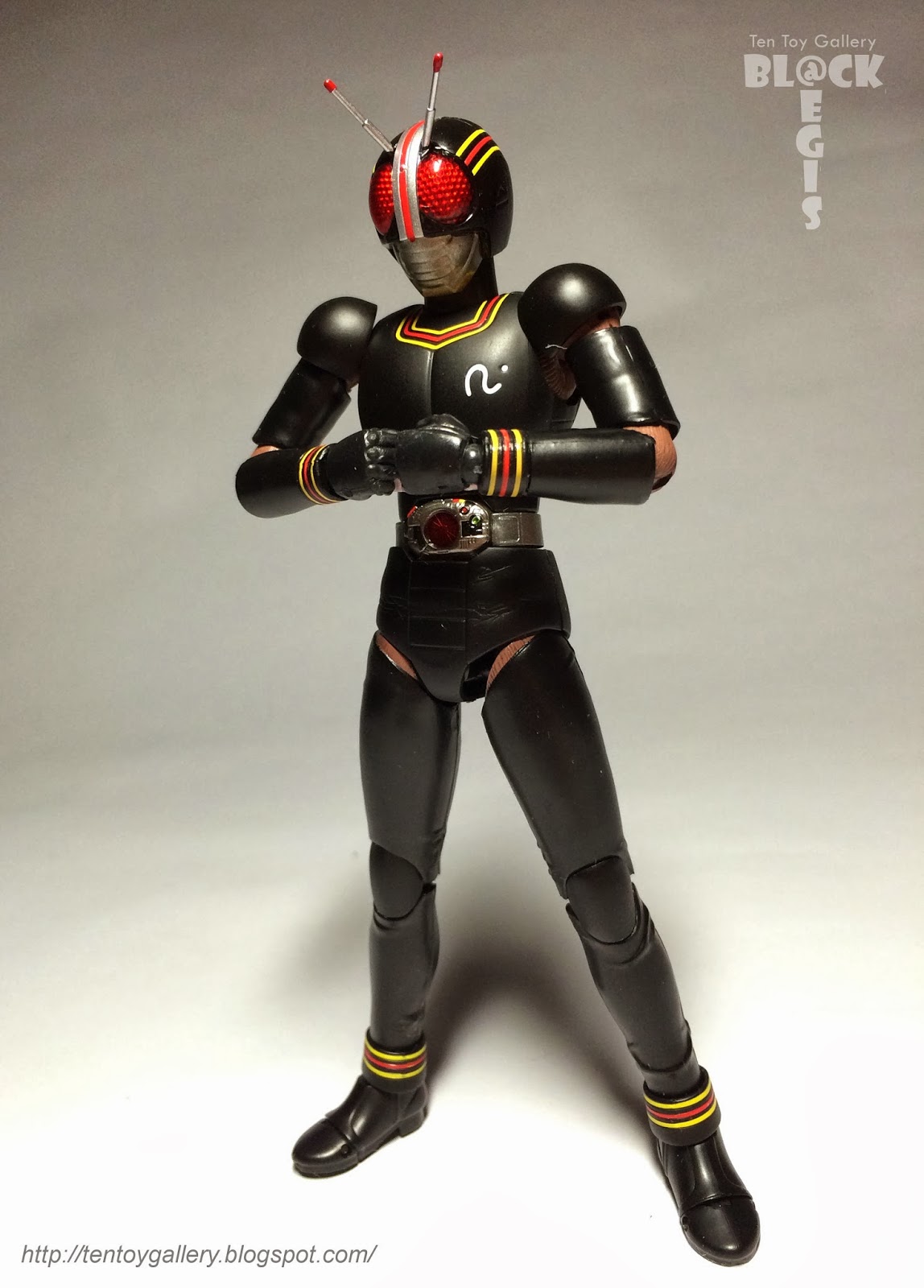 Ten Toy Gallery: Review: S.H.Figuarts Masked Rider Black Renewal
