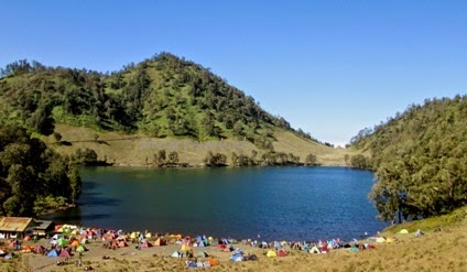 Danau Ranu Kumbolo, Gunung Semeru - wongcrewchild