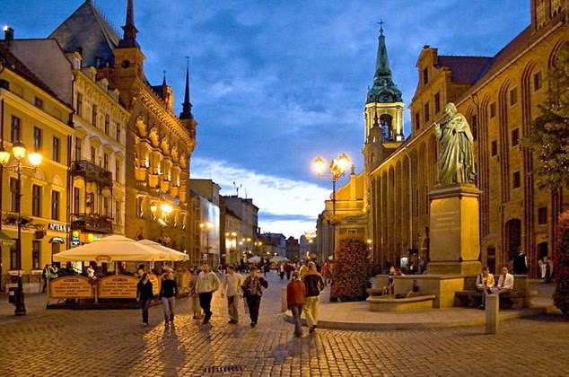 Sacred Ground Travel Magazine: Wandering Mystic Meditation From Torun ...