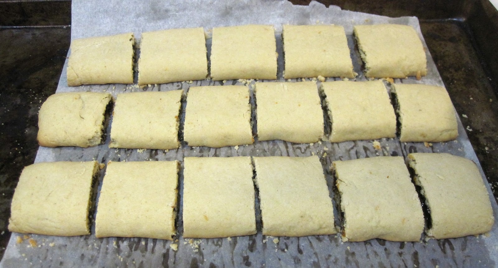 Homemade Fig Newton Cookies (with filling flavor variations!) - The ...