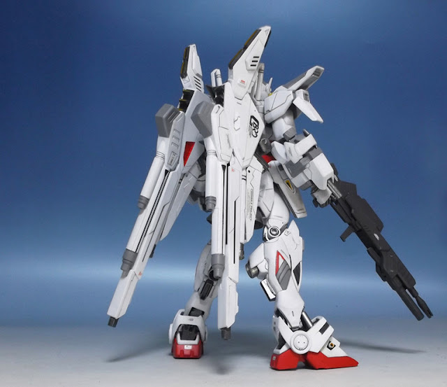 大光明株式會社: mqubee's GUNDAM RXF 91 重裝改