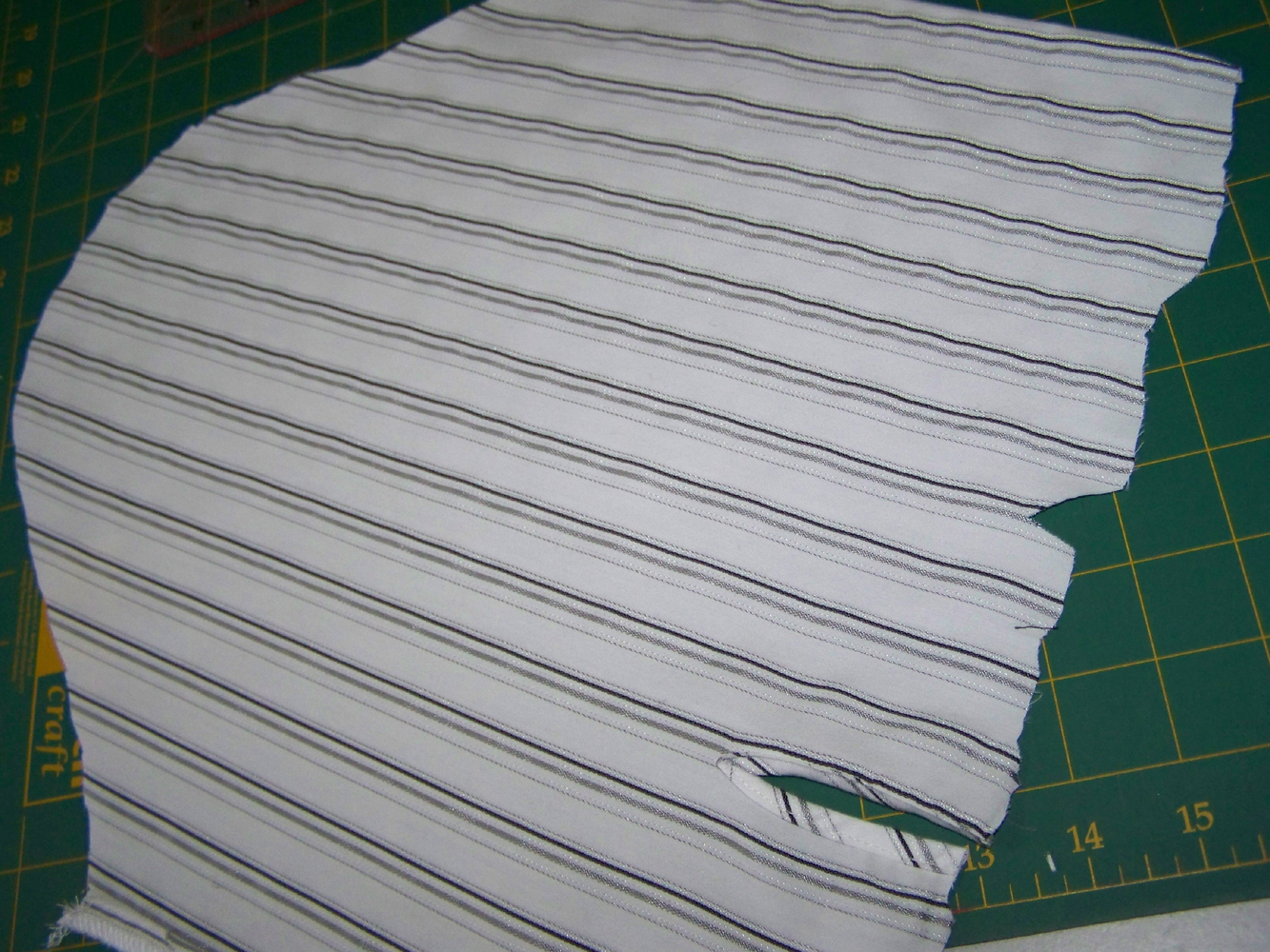 Craft tutorial - Coffee Plunger Cuff made from dress shirt