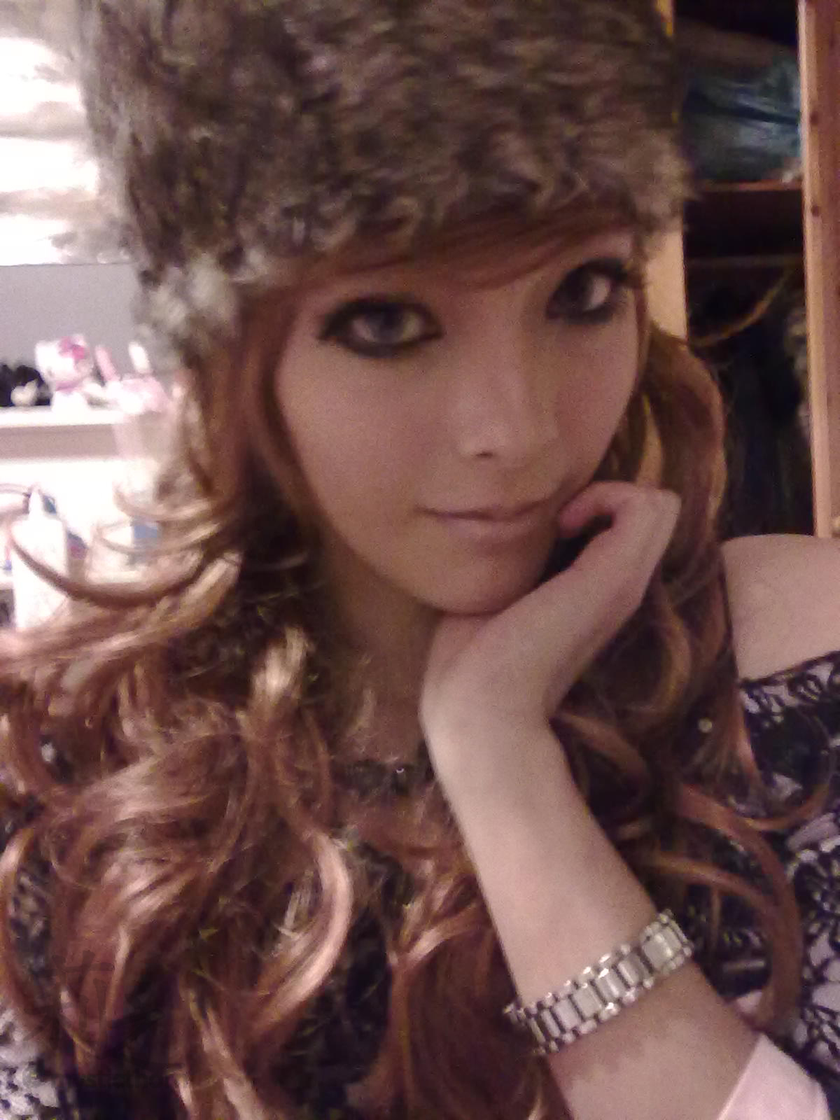 Ageho, new nails & a package from Sui! - Hello Lizzie Bee