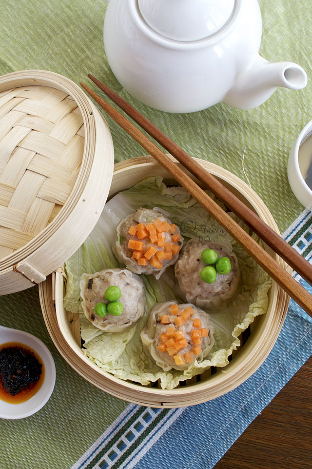 Adora's Box: PORK AND PRAWN SIOMAI