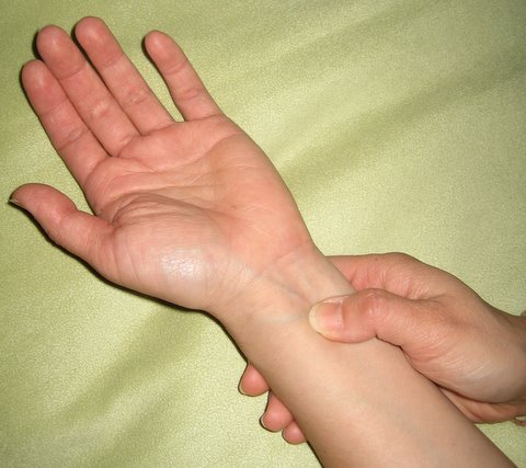 Akupuntur Akupresur Nanjing Jakarta Selatan: Empat titik poins penting ...