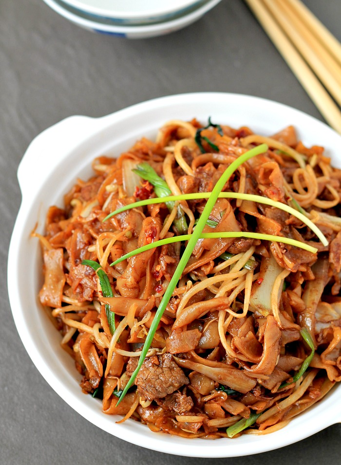 Gon chow ngau ho / Cantonese-style fried noodles / Beef chow fun or ...