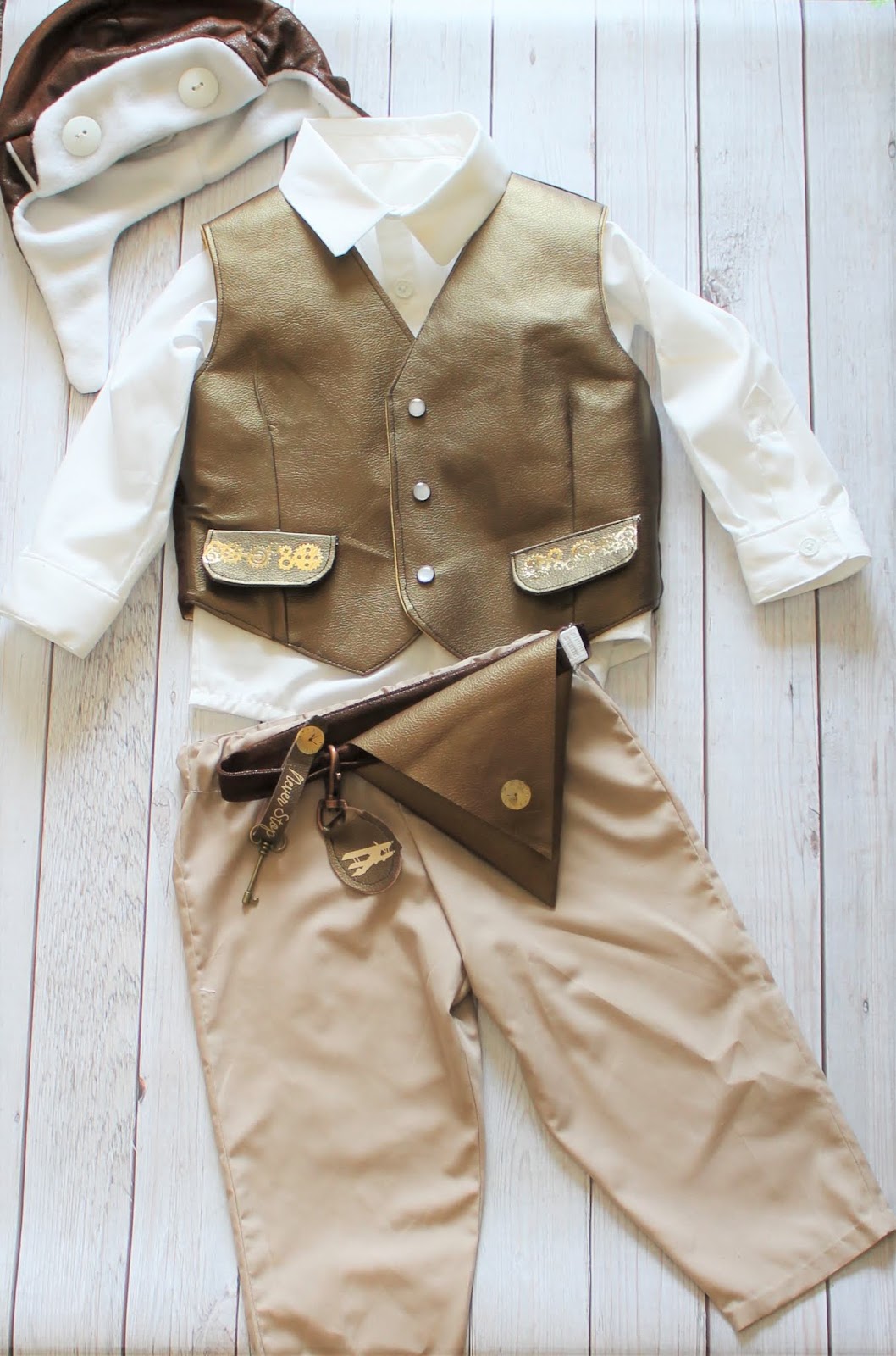 DIY Steampunk Costumes for the Family | Sew Simple Home