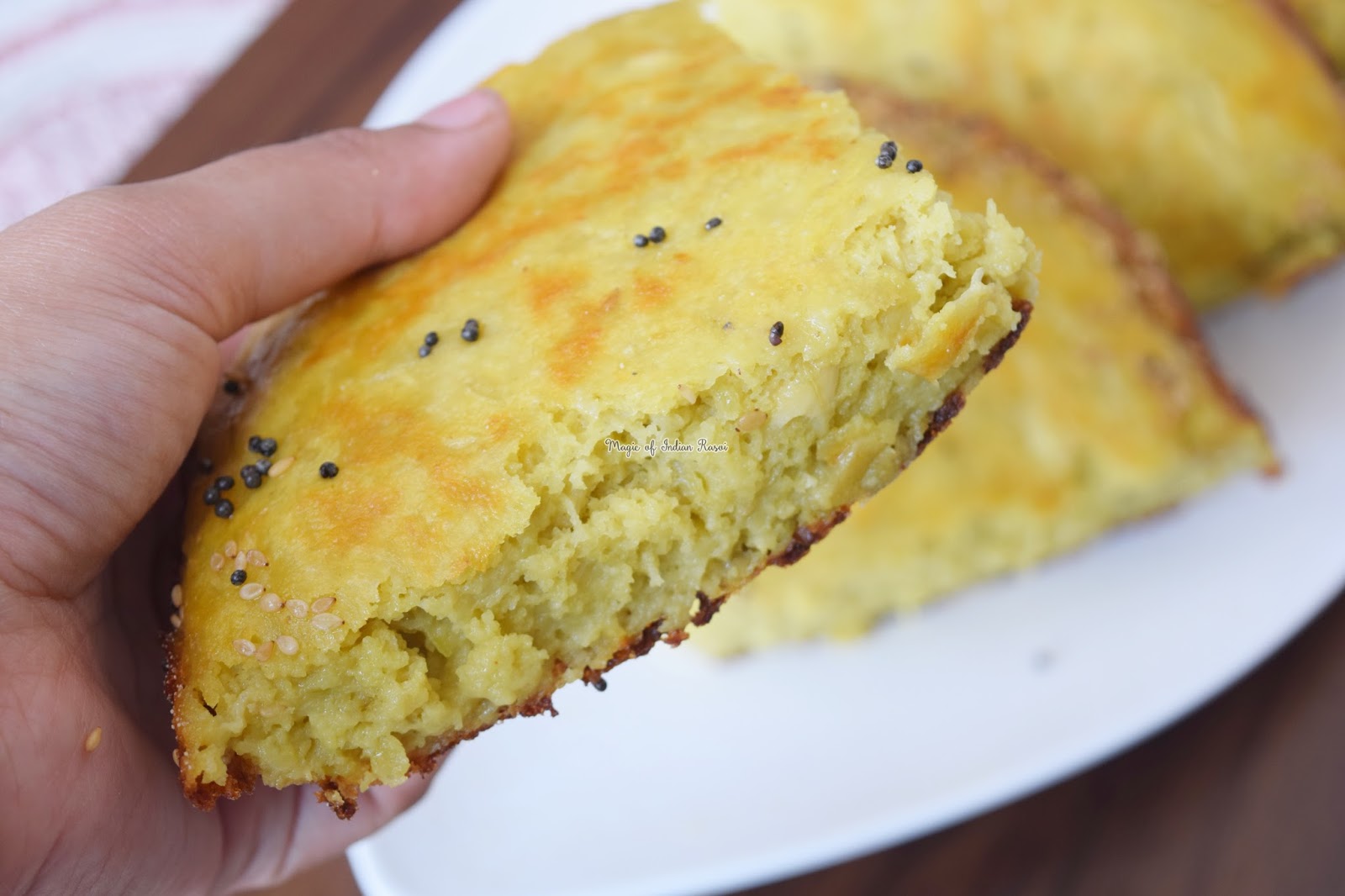 Gujarati Handvo in Pan/Without Oven Recipe | Magic of Indian Rasoi