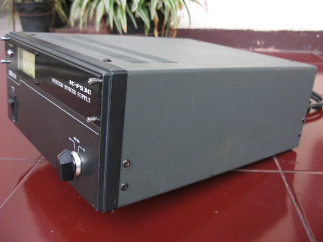dbest-radio: ICOM PS-30 Power Supply 13,8volt ( terjual jakarta )