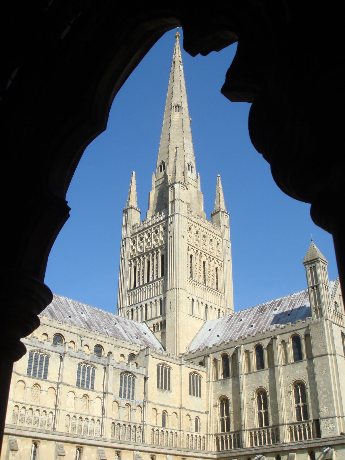 A Clerk of Oxford: Norwich Cathedral