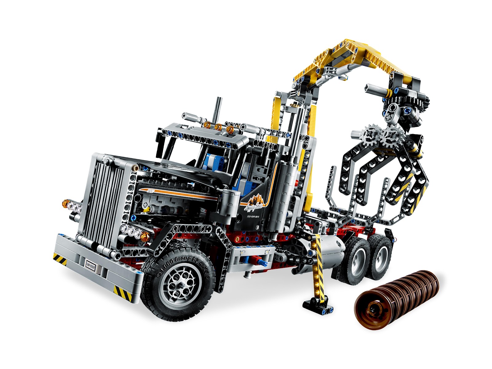 onetwobrick17: LEGO set database: set database: LEGO 9397 logging truck