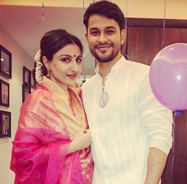 Soha Ali Khan Family Husband Son Daughter Father Mother Marriage Photos ...