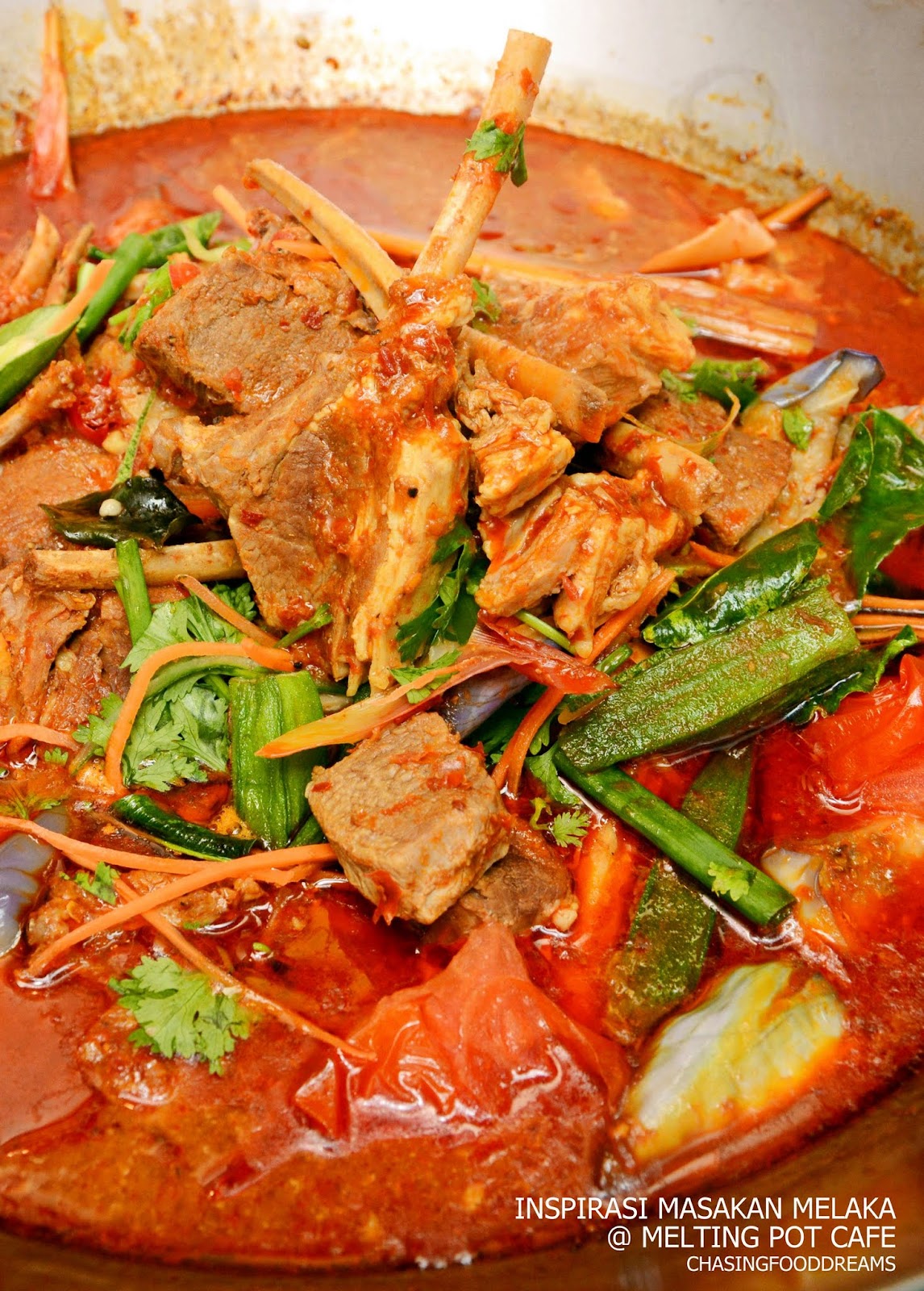 CHASING FOOD DREAMS: Buka Puasa @ Melting Pot Café, Concorde Hotel ...