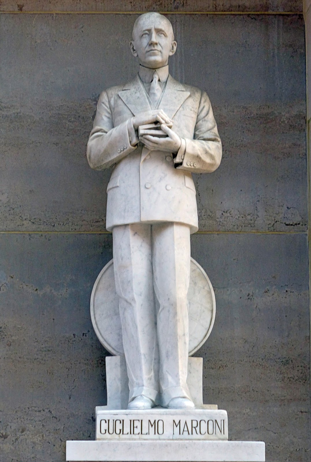 The Portrait Gallery: Guglielmo Marconi