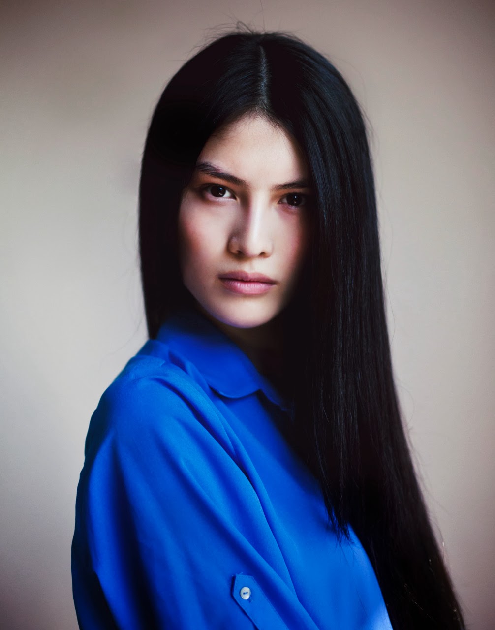 郡俏哲理。: 何穗 宛如大俠般的中國超模