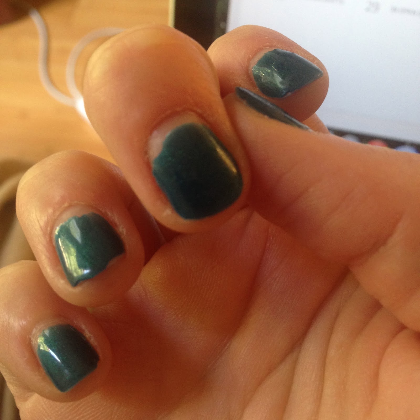 Poppy Dabbles: Rock Climbing with a Gel Manicure