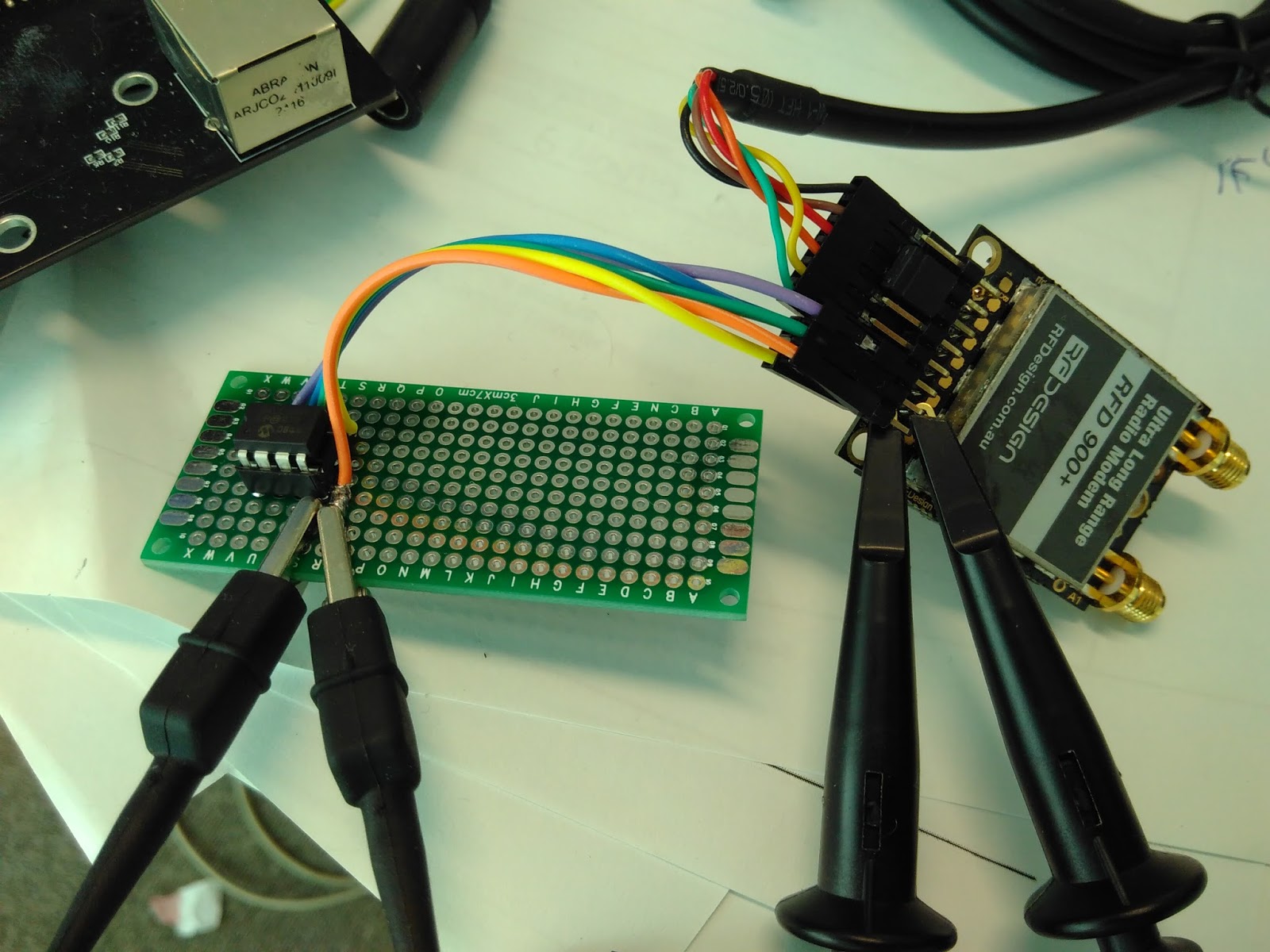 Enabling Communications Anywhere Anytime Mesh Extender Eeprom Equiped Cable Work