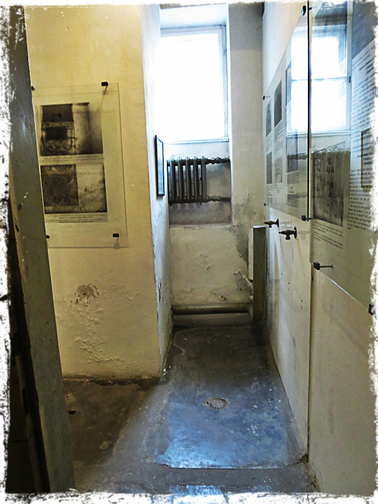 The life of Molly-Titti....Sweden....Huay Yang.....Bangkok.....: Pomorska Street 2 , Krakow ...