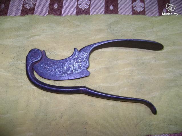 Tua & Tradisionil Nusantara: Alat Kacip pinang antik, Palembang. Sumsel.