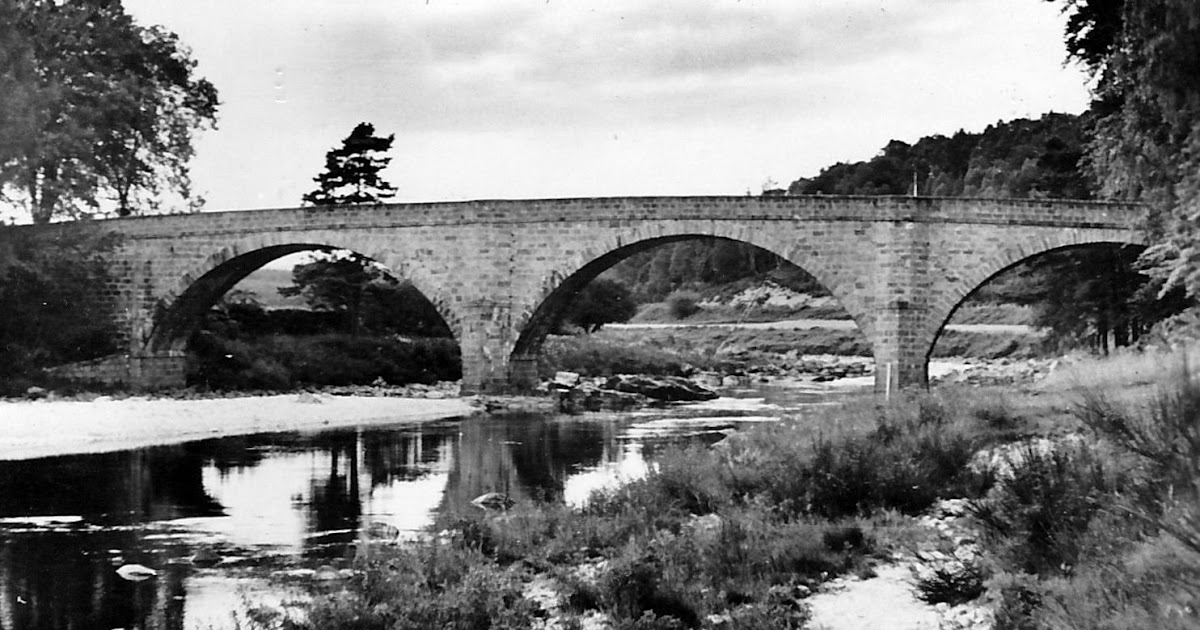 Tour Scotland: Old Travel Blog Photograph Potarch Bridge Scotland