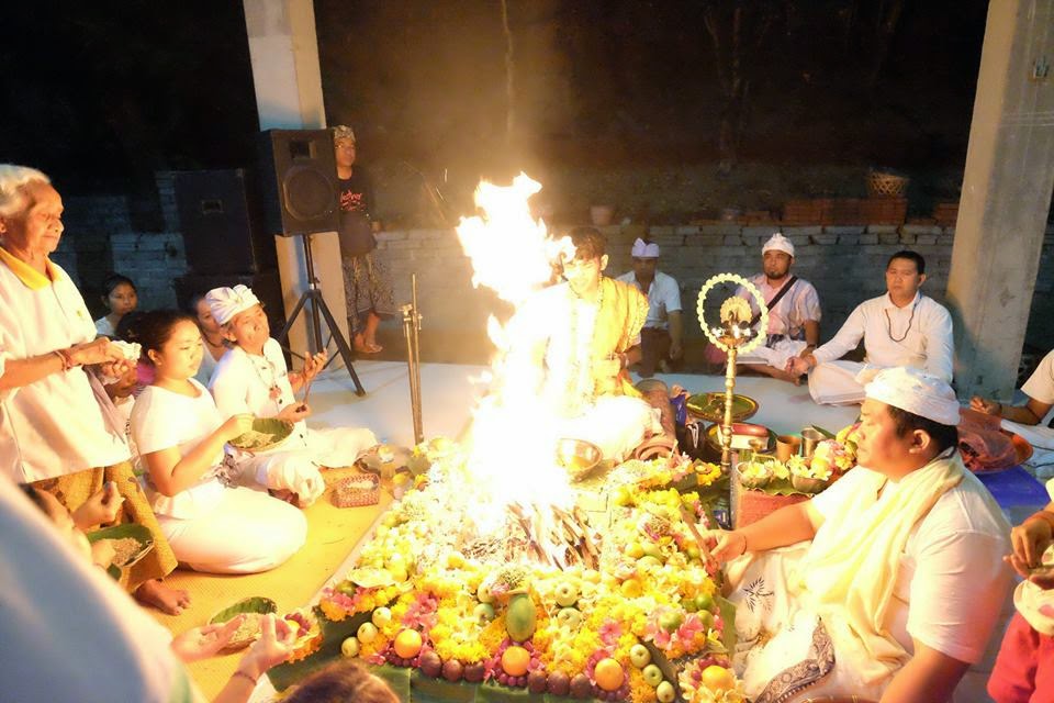 Arti dan Makna Perayaan Festival Cahaya "Deepavali" | Hindu Damai