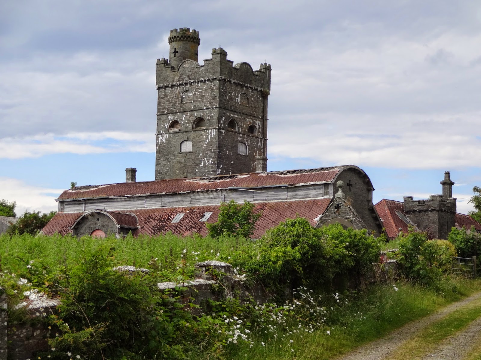 CUBO ET EXCUBO: Coo Palace, Borgue