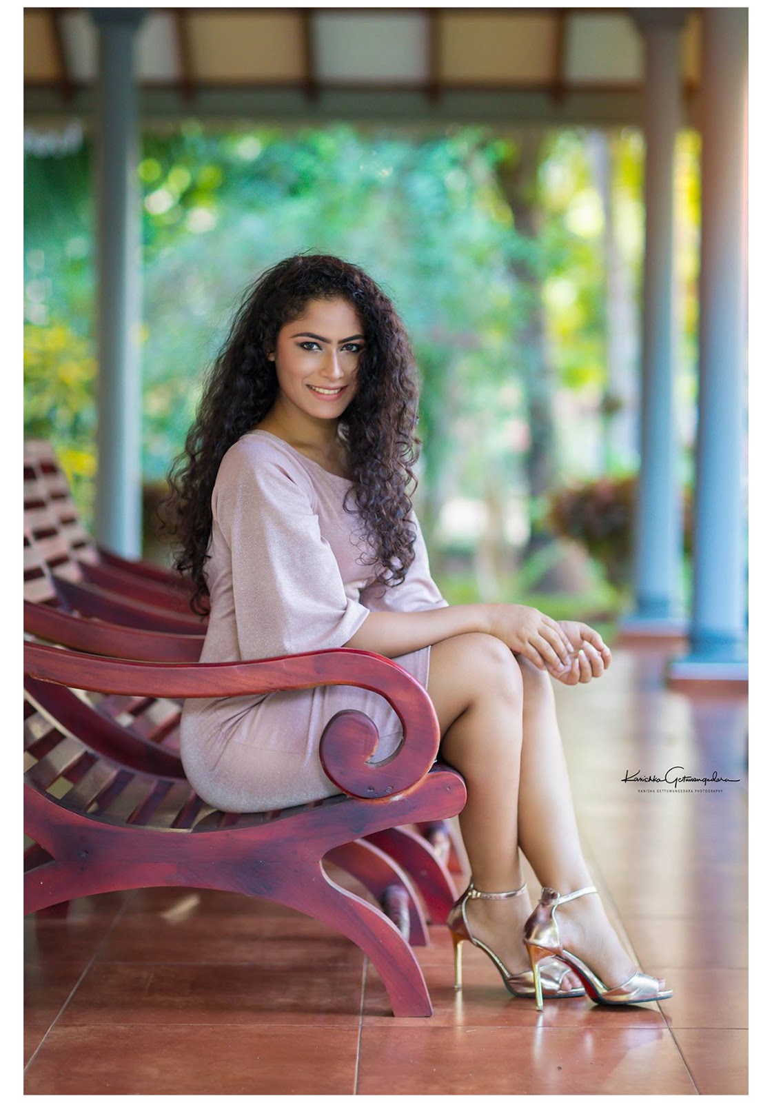 Sri Lankan Actress and Models Images: Sandani Frenando