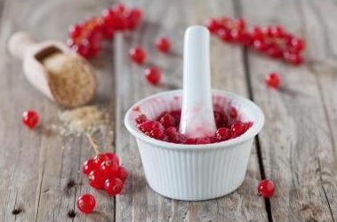Canning Granny: We Be Jammin'... Red Currant Jam