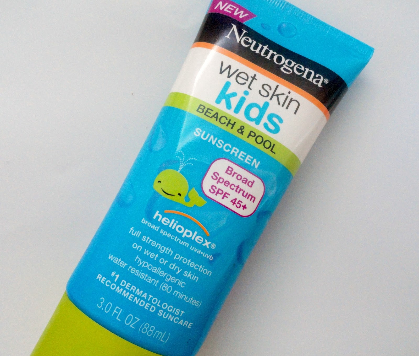 Neutrogena Wet Skin Kids Beach & Pool Sunscreen - Review | neonrouge37