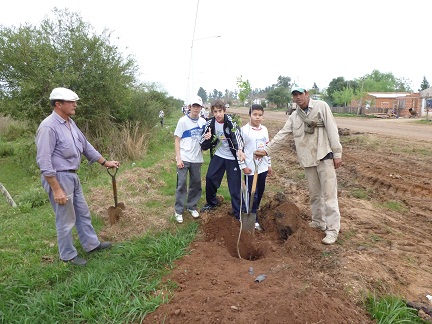 ASOCIACION ECOLOGISTA RIO MOCORETA: ARBOLES DAN VIDA proyecto escolar ...