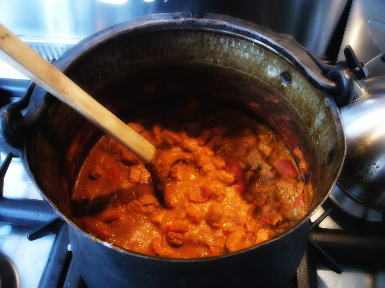 I Can. You Can. We Can.: Recipe/Ricetta - Cauldron Curry