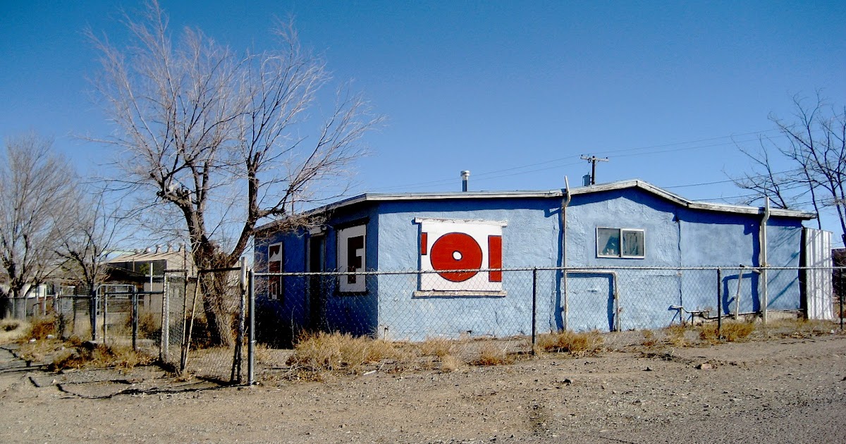 Living Rootless: Lordsburg, New Mexico: Camera Love