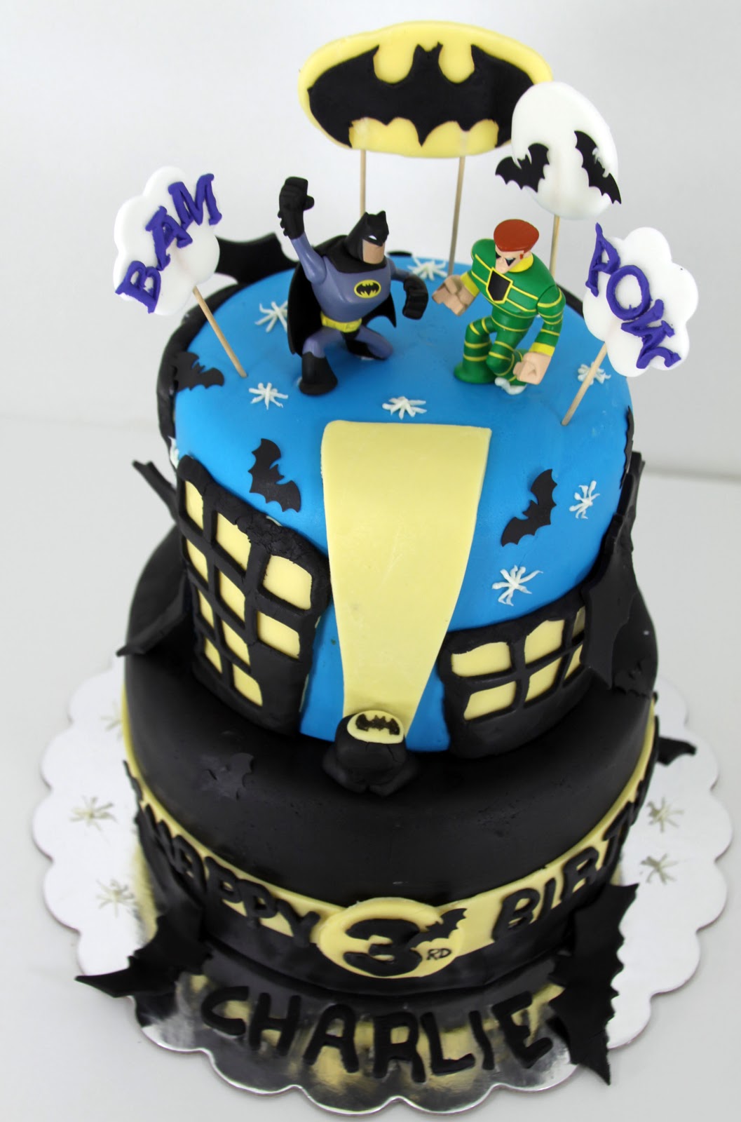 Tastefully Done Cakes: Birthday Cakes