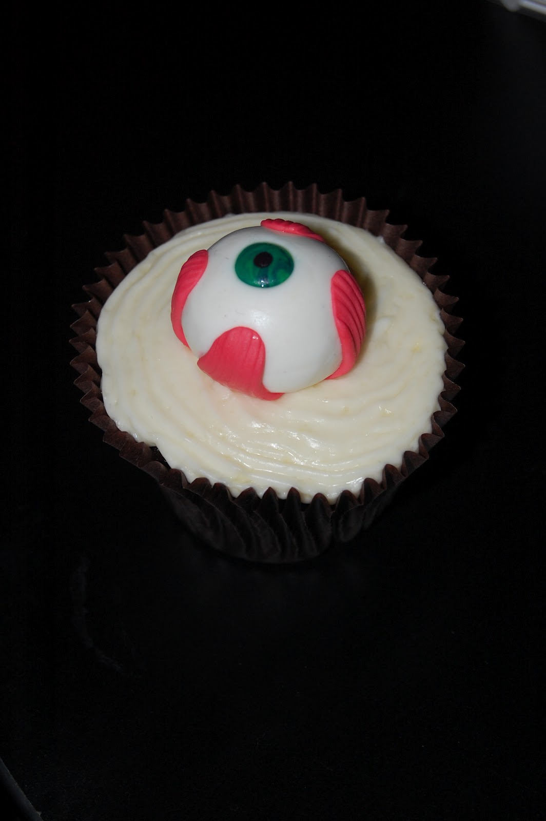 Excellent Anatomy-Themed Cupcakes!