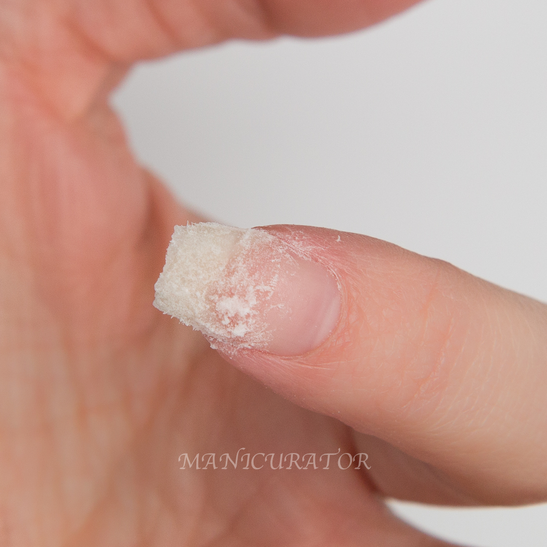 Technique with tea bag and Orly Nail Rescue to patch nail break
