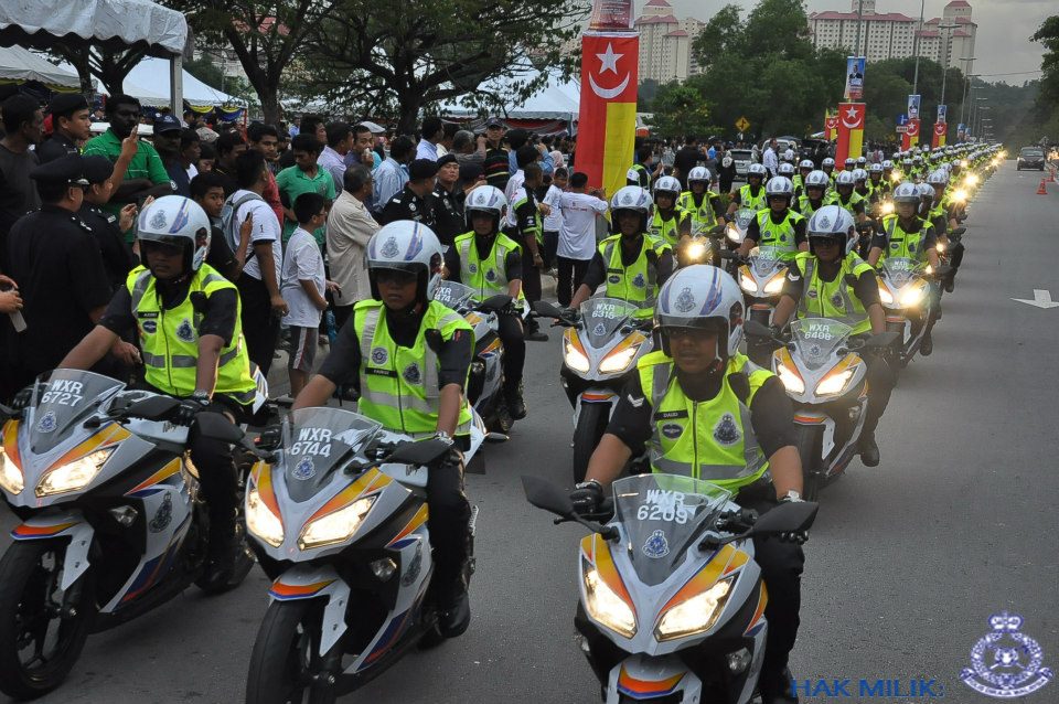 Perdana Menteri merasmikan Unit Rondaan Bermotosikal (URB) PDRM ...