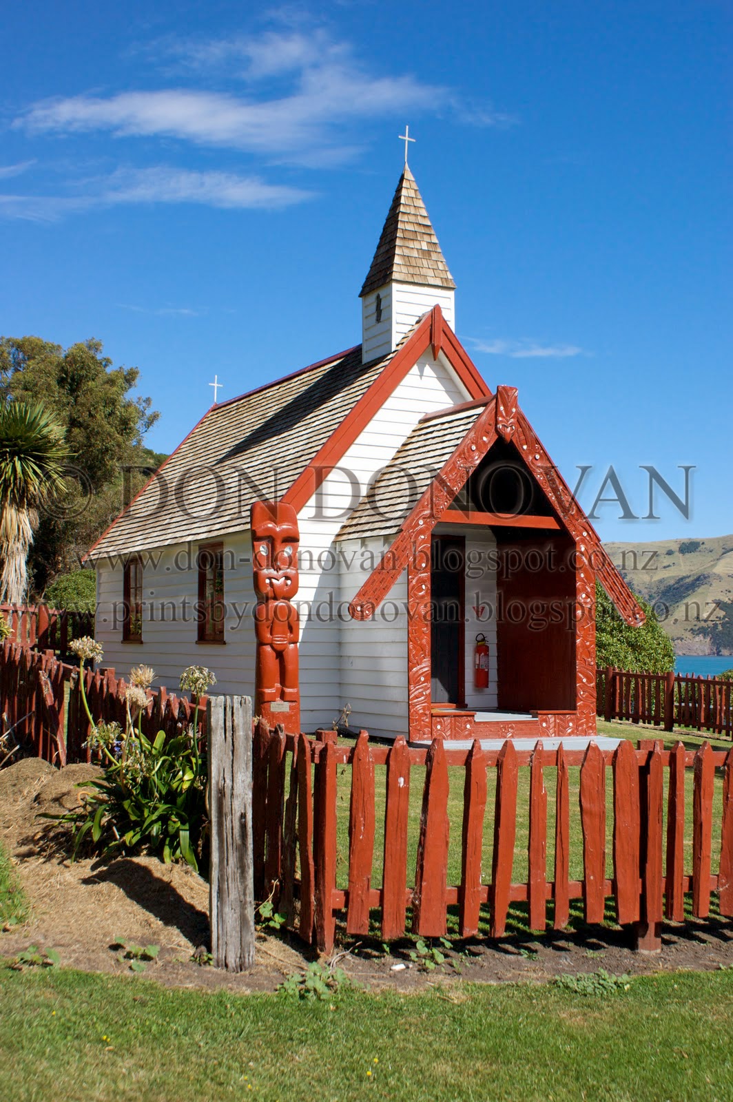 Don Donovan's World: Onuku Church, The Kaik, Akaroa