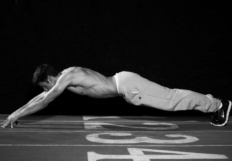 DETAILS MAGAZINE - INTRODUCING THE BODY -CHAD WHITE WORKOUT