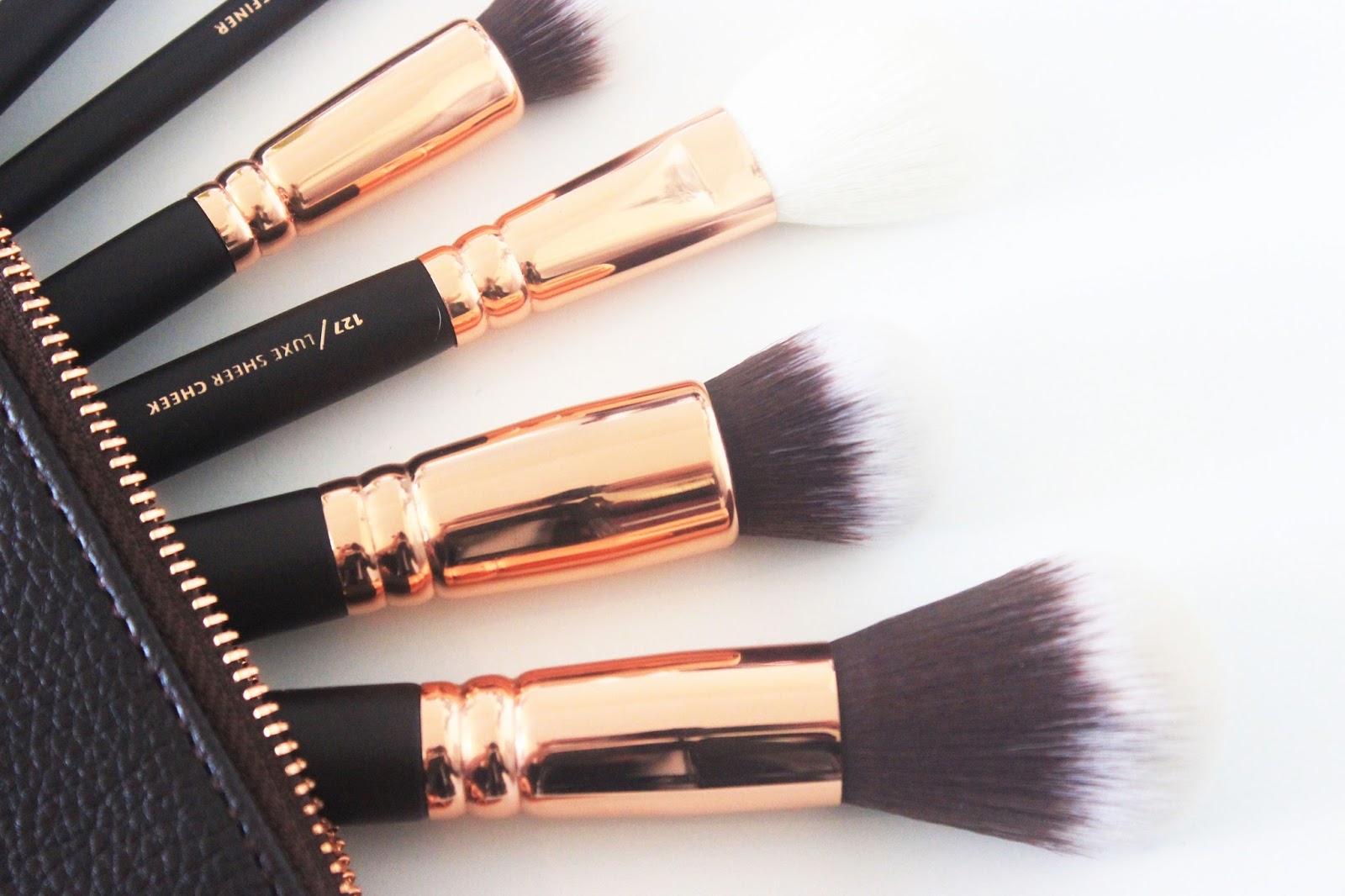 Zoeva Rose Golden Brush Set | | Pint Sized Beauty