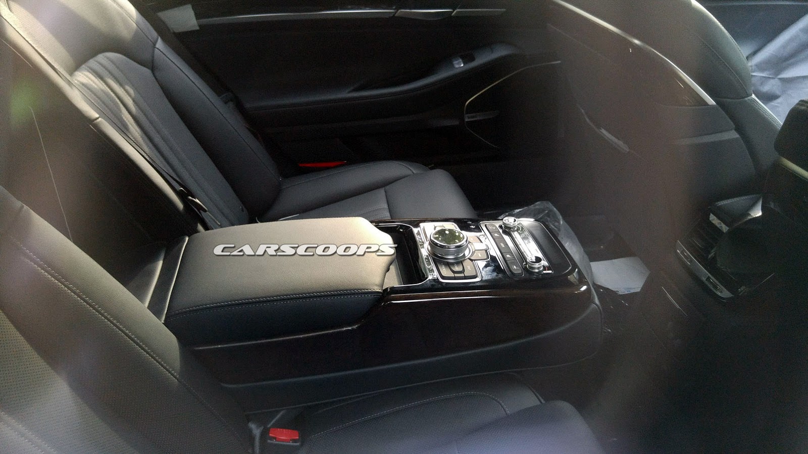 Spied: Back Seat of 2017 Hyundai Equus | GM Inside News Forum