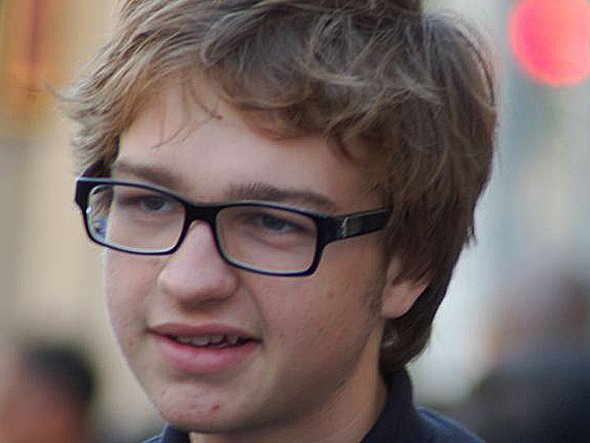 Hollywood All Stars: Angus T. Jones Profile, Pictures, Images And ...