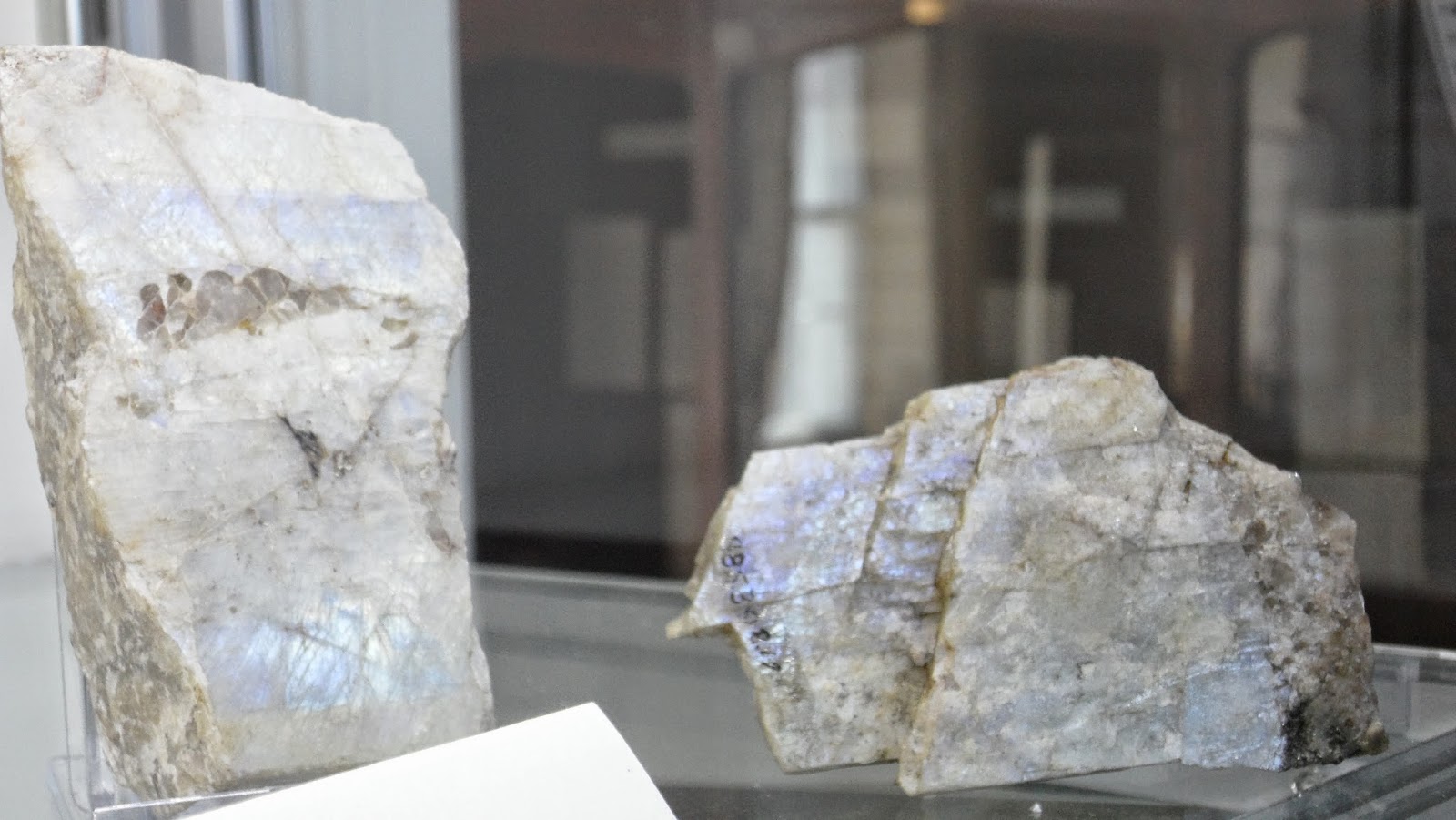 Fossils and Geology of Lanark County, Ontario: Peristerite and its ...