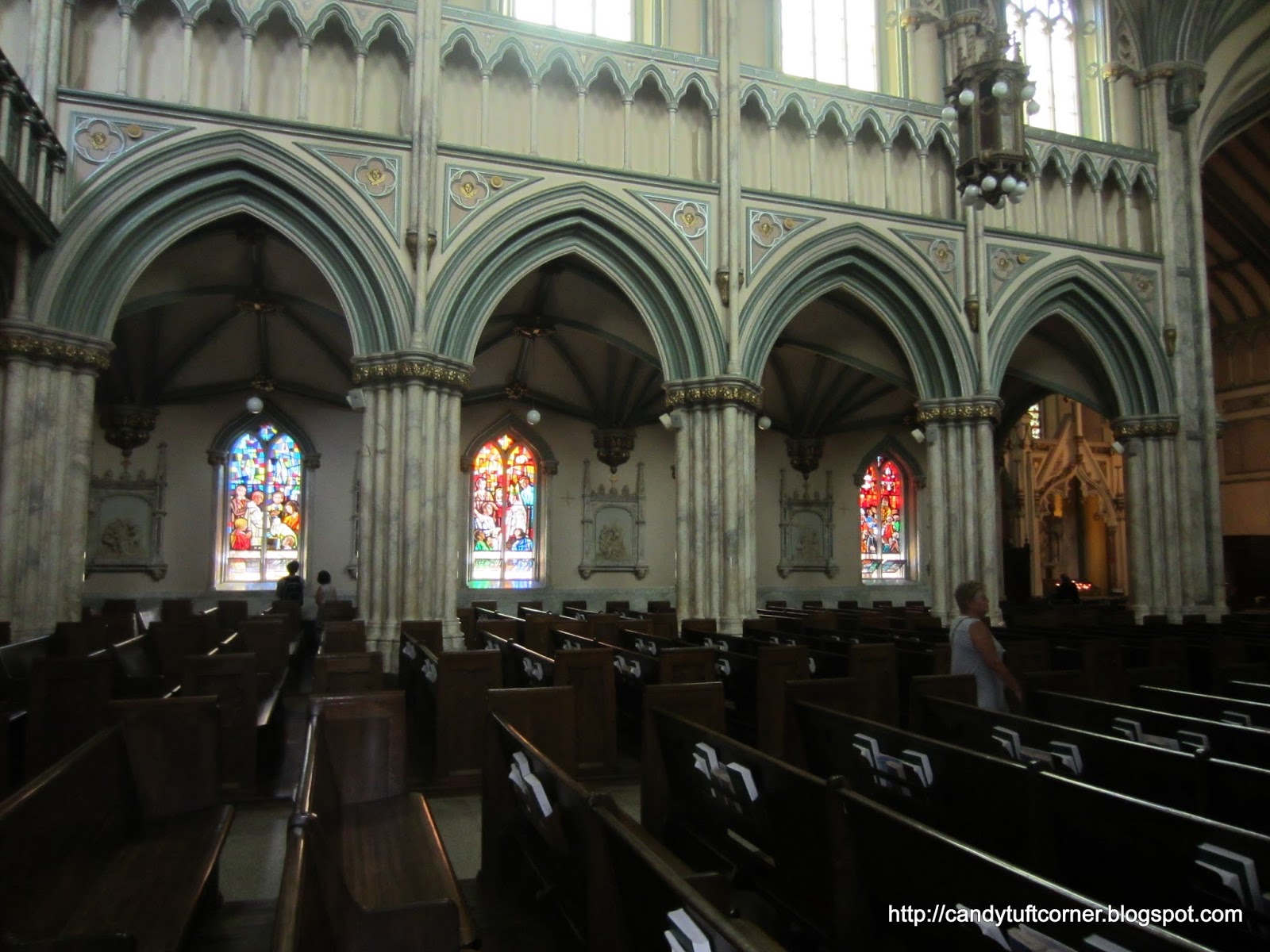 Candytuft Corner: St Dunstan's Basilica
