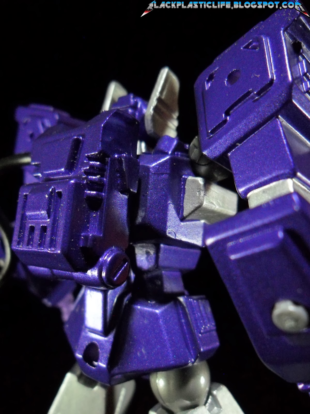 Black - Plastic - Life: Custom Robots Revoltech Style Not-Shockwave ...
