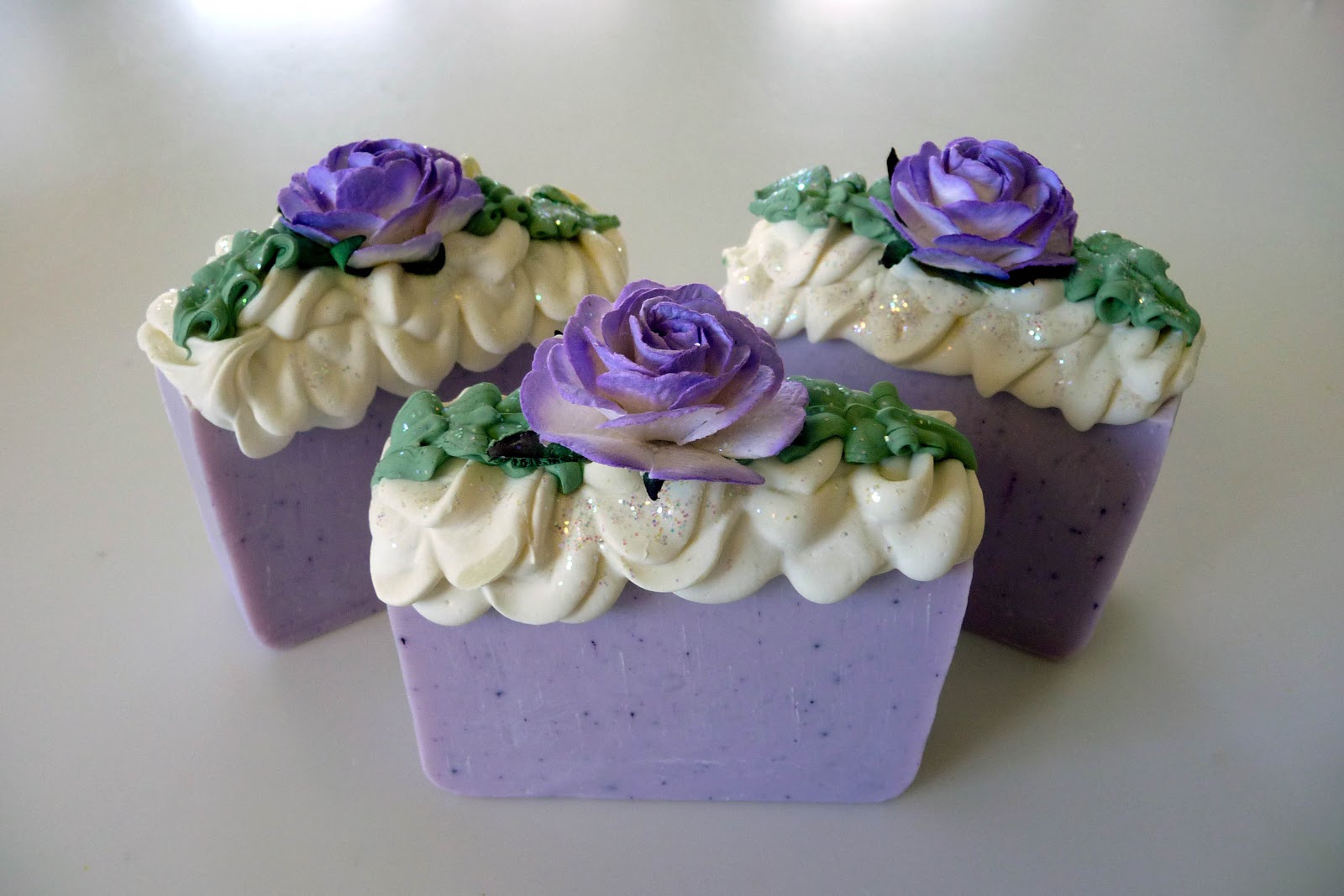 Sweet Smelling Aroma: Love to Pipe Soap!!