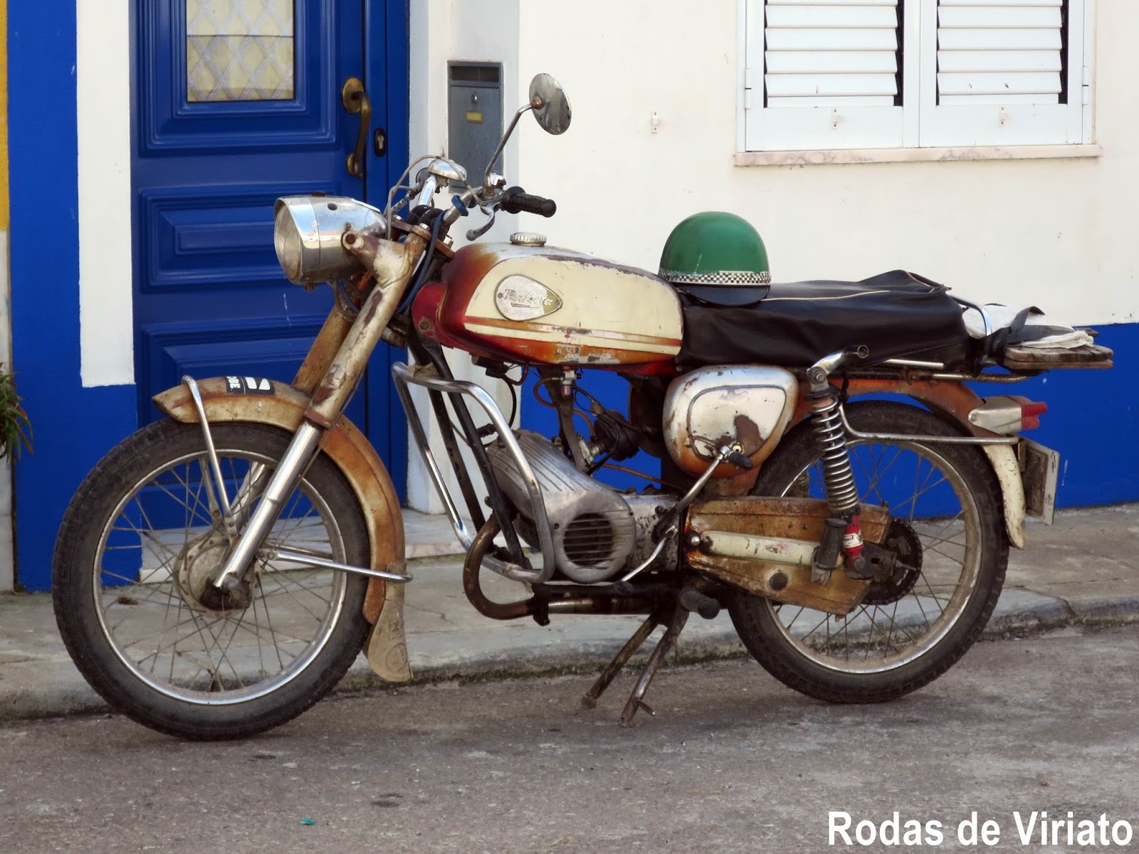 Motorizada Perfecta com motor Zundapp de turbina